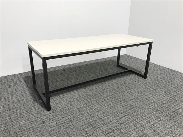 ミーティングテーブル 完成品 アスプルンド ブラックフレームテーブル コンセント付 UMTE-1800 [-][中古]|ミーティングテーブル ...